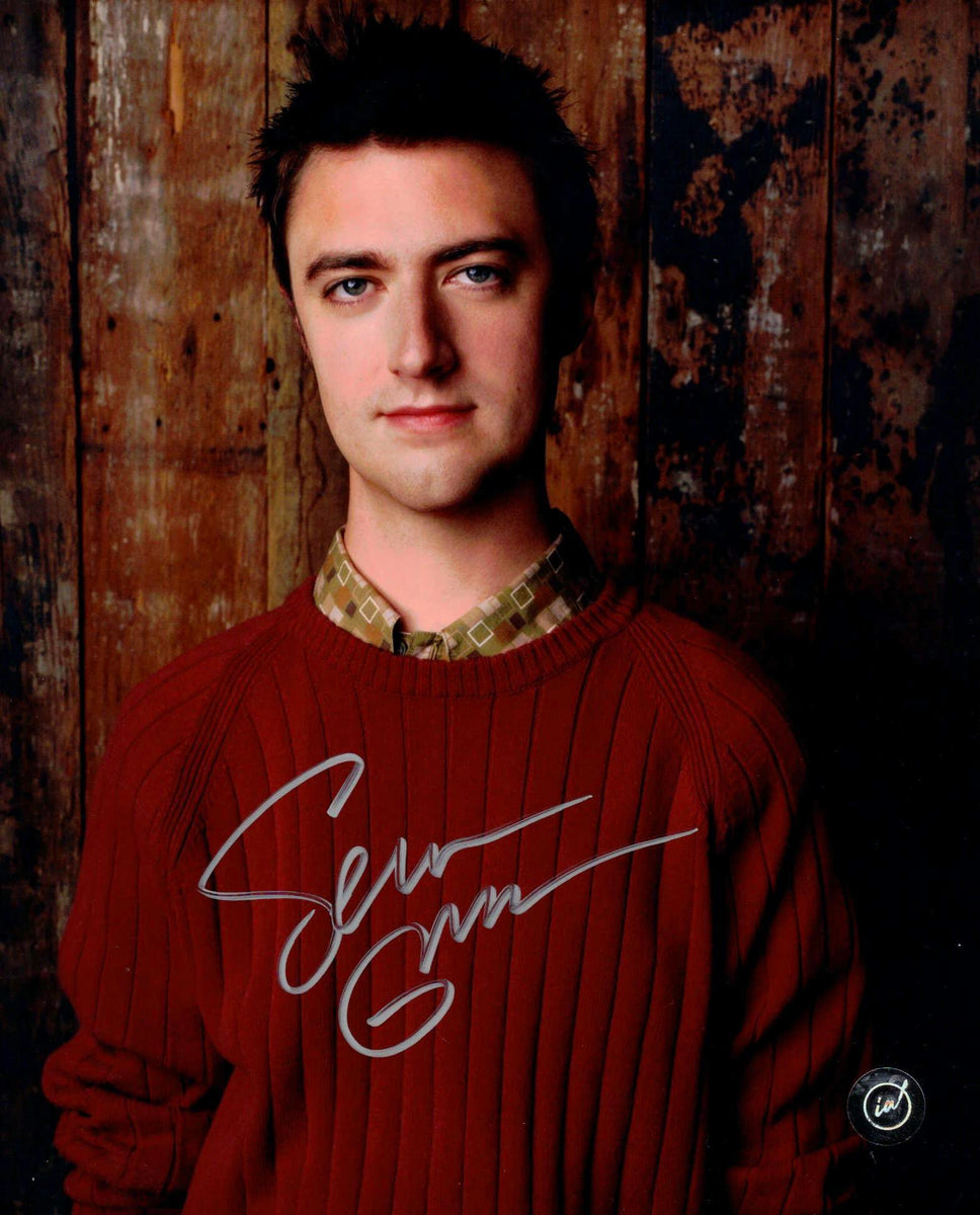 Sean Gunn Kirk Gleason Gilmore Girls Autographed 8x10 – Icon Autographs