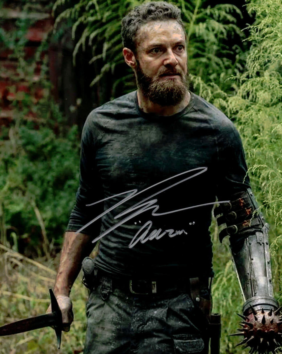 Ross Marquand as Aaron in the Walking Dead Autographed 8x10 Photo ...