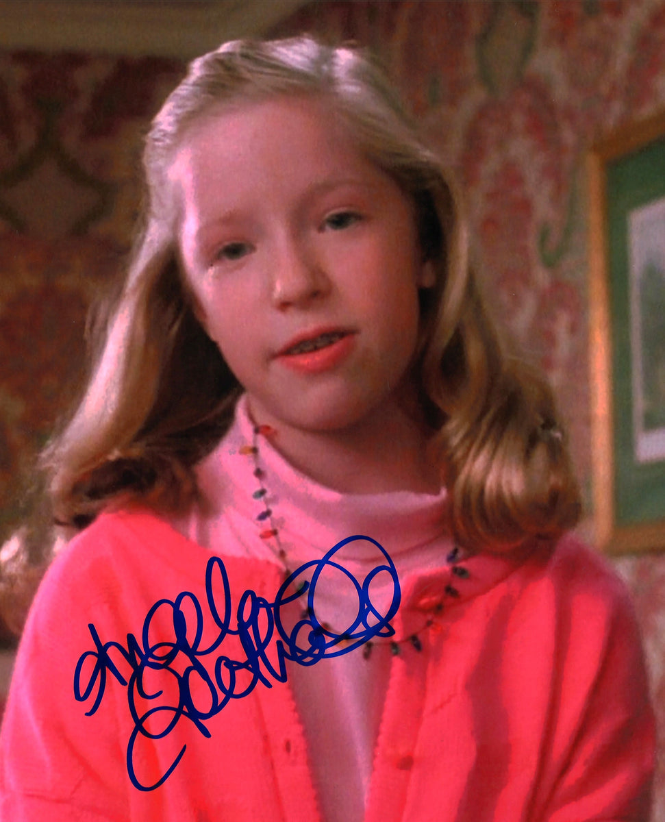 Angela Goethals Autographed Home Alone 8 x 10 Photo – Icon Autographs